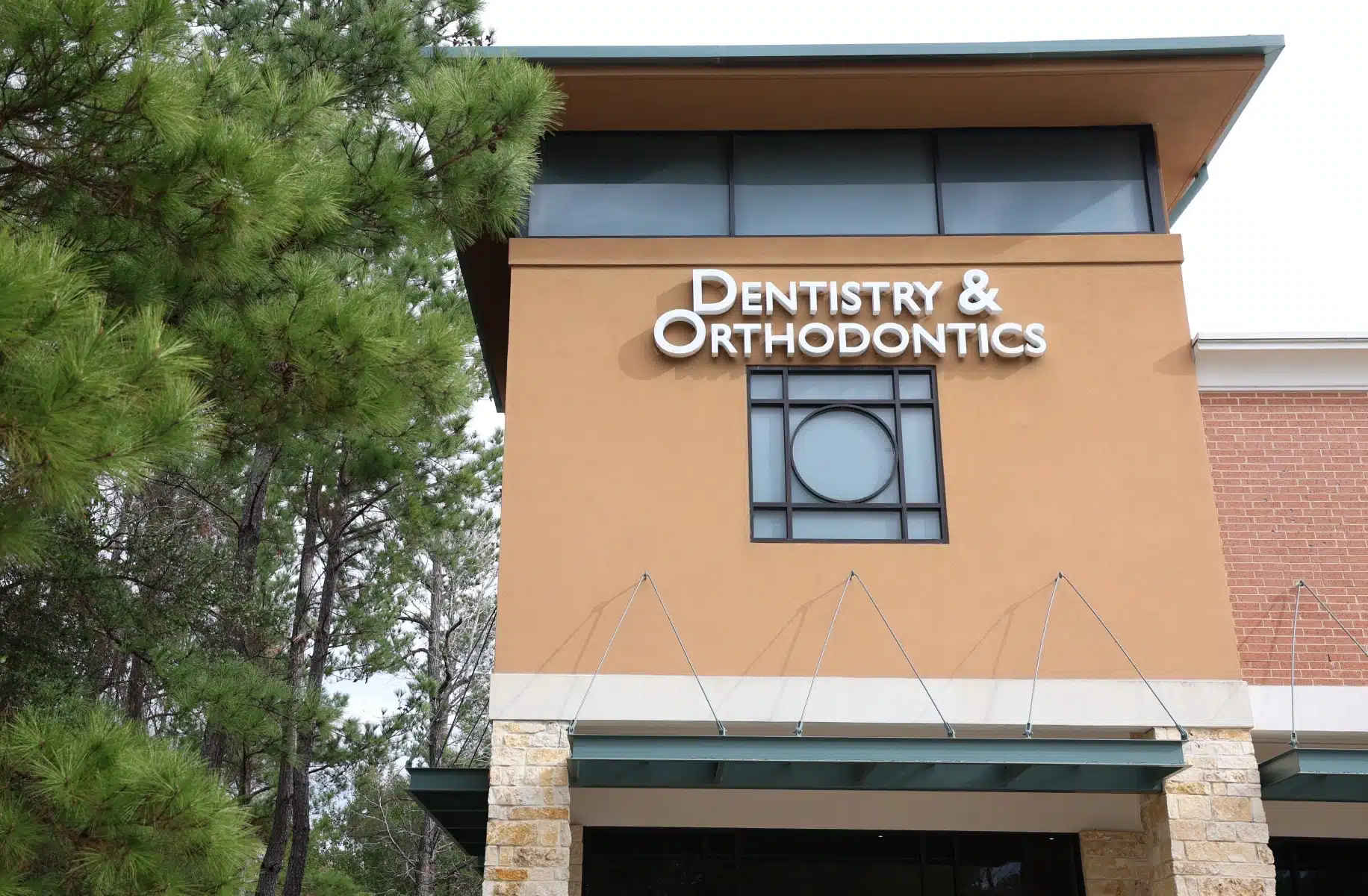 The Woodlands Dentistry and Orthodontics - Local Dentist Office